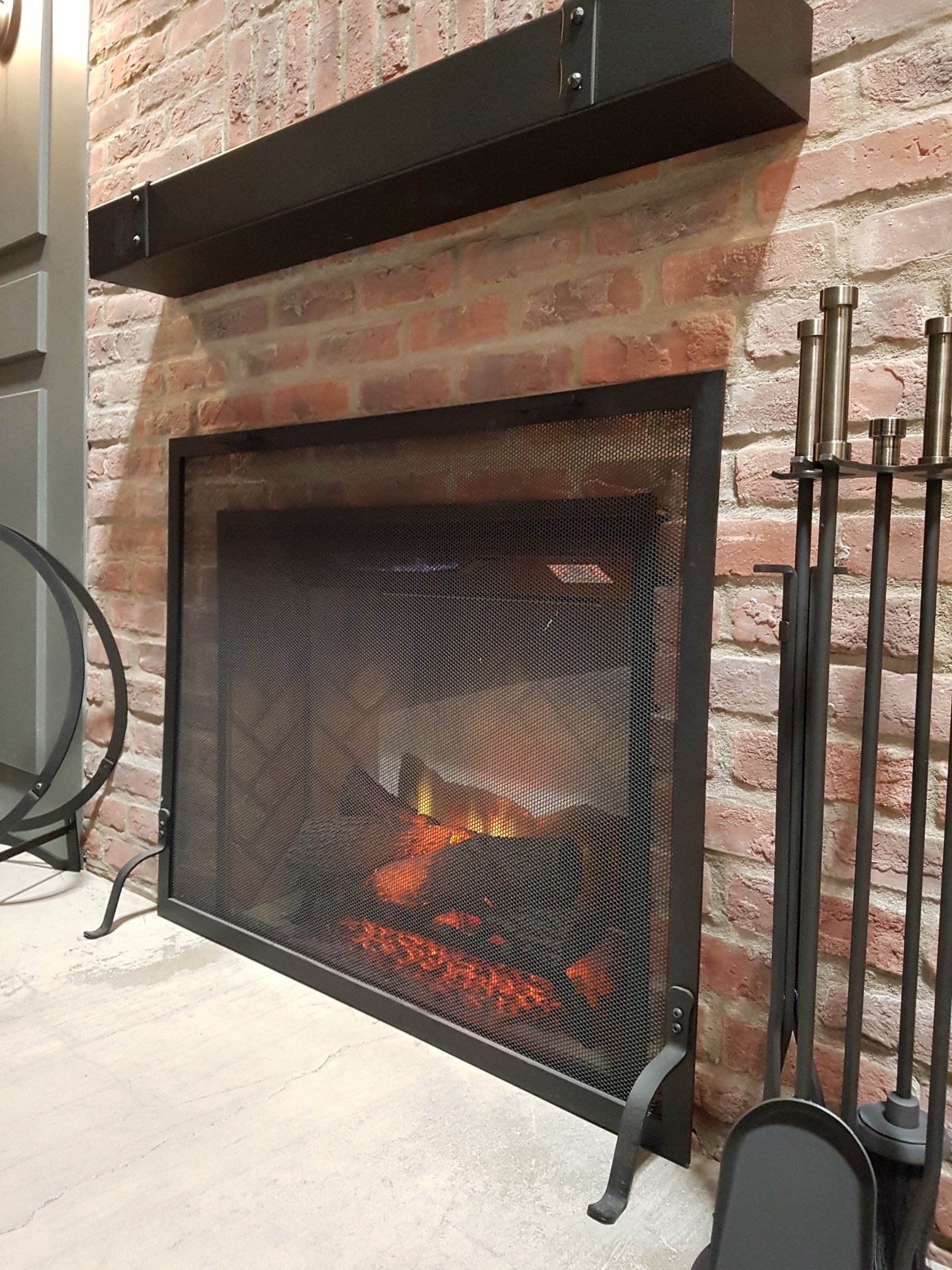 Fireplace Accessories that are functional and stylish | Stylish Fireplaces