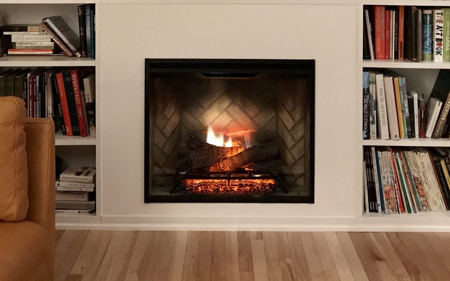 Dimplex Electric Fireplaces: Realism & Reliability Worldwide | Stylish Fireplaces