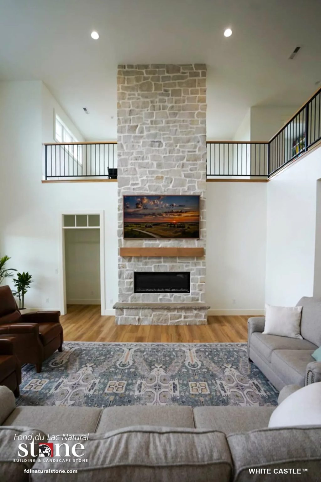 Stonerox White Castle natural stone veneer | Stylish Fireplaces